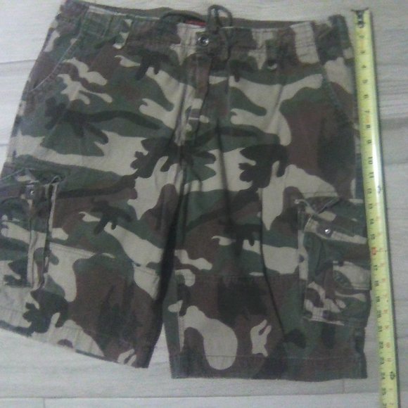 Foot Locker | Shorts | Camo Shorts | Poshmark